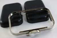 China 20.5cm Acrylic Closure Silver Oval Box Clutch Frames With Silk Print Logo for sale