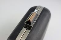 China Acrylic Closure Silver Egg Shape Box Clutch Frame Lady Wallet Frame for sale