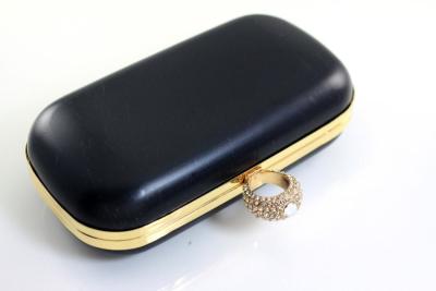China Stone Ring Closure Gold DIY Minaudiere Clutch Frame 241g for sale