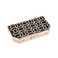 China 240g Gold Hexagon Hollow Out Clutch Frame with Metal Closure 18x12cm for sale