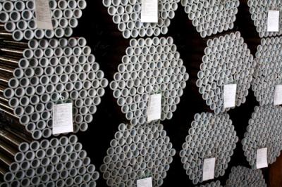 China Alloy Steel Seamless Tubes ASME SA213 -2013a T1, T2, T22, T23, 34Mn2V, 35CrMn, 34CrMo4 for sale