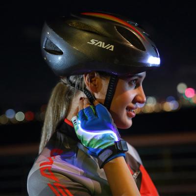 China USB Rechargeable Bike Helmet with Turn Signals 350g Adjustable Size for Men Night Cycling for sale