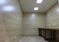 China Luxury Prefabricated 20GP Tempered Glass Prefab Office Container for sale