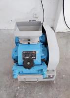China Small 1500kg/H Double Roller Crusher High Energy Utilization for sale