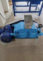 China Small 1500kg/H Double Roller Crusher High Energy Utilization for sale