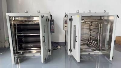China Industrial Drying Oven 300C Electric Heated Thermostatic Blast Oven 4.5KW SUS Stainless Steel for sale