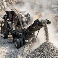 China Mobile Jaw Crusher for On-Site Rock Crushing for sale