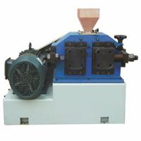 China MPG Sealed Double Roll Crusher 200x75mm Laboratory Rock Crusher 1.5kw for sale
