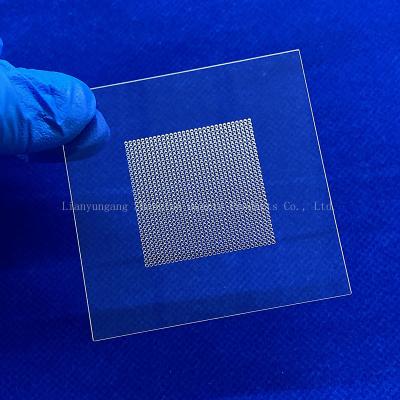 China Heat Resistant Fused Silica Quartz Glass Plate Clear Drilled Laser Quartz Glass Substrate Quartz Plate for sale