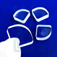 China Custom High Light Transmittance UV Ultra Thin Thickness Quartz Window for sale