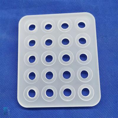 China Professional Custom Opaque Perforated Quartz Sheet High Temperature Resistant for sale