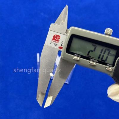 China Custom High Light Transmittance High Purity Full Transparent Slotted Quartz Rod Quartz Boat for sale