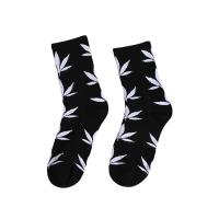 China Cute Printing Women's Winter Socks for Comfortable and Breathable Winter Wear for sale
