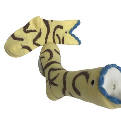 China Standard Thickness Cotton Fishmouth Socks for Boys and Girls Aged 3-6 Customized Design for sale