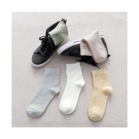 China Outdoor Athletic Running Beauty Socks Cotton Crew Sports Socks for Men and Women for sale