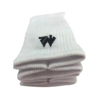 China OEM Cotton Sport Socks with Custom Embroidery Print Logo and Ankle Design for sale
