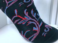China Long Socks for Men made of 5% Spandex Material Content and featuring Colorful Design for sale