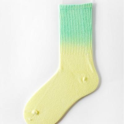China Tie-Dye Grip Socks in Solid Color for Men and Women's Active Lifestyle for sale