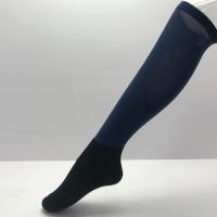 China Skin-friendly and Durable Black Cotton Compression Socks for Professional Athletes for sale
