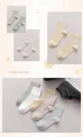 China Women's Bamboo Work Socks Breathable and Sweat Wicking Comfort Crew Socks for Women for sale
