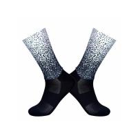 China Polyamide and Spandex Material Regular Style Men's Sports Socks for Active Lifestyle for sale