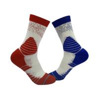 China Top Performance Nonslip Men's Warm Knitted Crew Socks for Sport in Spring and Winter for sale