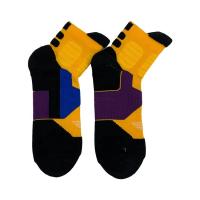 China 50000 Unisex Cotton Sports Socks Custom Grip Running Socks for Spring Essentials for sale