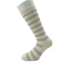 China Reducing Calf Swelling Long Sports Socks with High Ankle and Excellent Custom Men Socks for sale