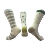 China Reducing Calf Swelling Long Sports Socks with High Ankle and Excellent Custom Men Socks for sale