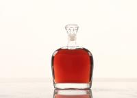 China Custom 200Ml 375Ml 500Ml 750Ml 1000Ml Transparent Round Empty Flint Glass Liquor Wine Whisky Vodka Tequila Bottle With C for sale