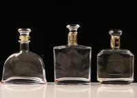 China Custom 200Ml 375Ml 500Ml 750Ml 1000Ml Transparent Round Empty Flint Glass Liquor Wine Whisky Vodka Tequila Bottle With C for sale