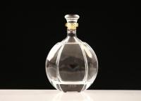 China Hot Selling Juice Liquor Wine Fruit Wine Whiskey Clear Vodka Glass Bottles for Alcoholic Beverages 700ml for sale