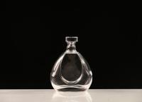 China Hot Selling Juice Liquor Wine Fruit Wine Whiskey Clear Vodka Glass Bottles for Alcoholic Beverages 700ml for sale