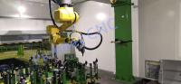 China Steel Seam Laser Welding Robot Yellow Blue High Effciency For Machinery Repair Shops for sale