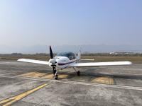 China Export Luxury Intelligent B-12P Passenger Civil Airplane Model Comfortable Aircraft Solar Airplane for sale