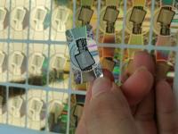 China Holographic Anti Counterfeit Sticker Film Labeling Transparency Rectangle Round Corner for sale