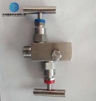 China 316SS Pressure Transmitter Manifold 6000 PSI 2-Way with 4mm Orifice for Oil Gas Water Applications for sale