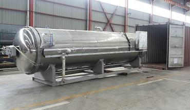 China Industrial Automatic High Pressure Silver Water Bath Sterilizer For Can Food Pouch Bag for sale