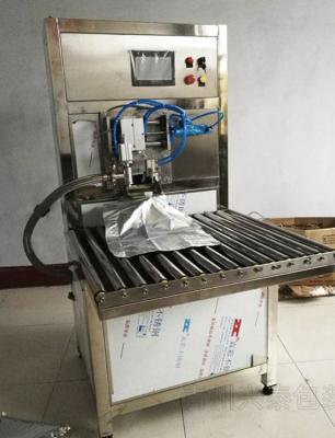 China YGT Semi-Automatic 1-25L Non-Aseptic BIB Filler For Fruit Jiuce/Milk/Oil With PLC SUS304/316 Made In China for sale