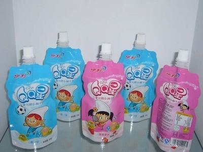 China Liquid Packaging Stand Up Pouch Bags For Fruit Juice And Puree for sale