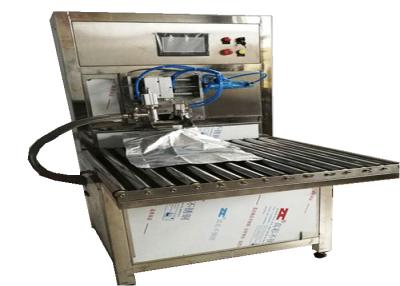 China Edible Oil Water 30L 240bags/H BIB Filling Machine for sale