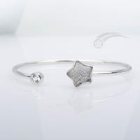 China Fashionable 925 Sterling Silver Meteorite Cuff Bracelet Star Shape for sale