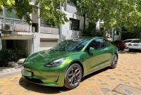 China Glossy Green Digital Color Changing Tesla Car Wrap for sale