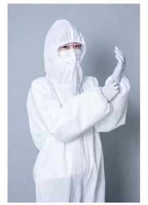 China Comfortable Disposable Isolation Gown Soft White S-3XL Size Non Toxic for sale