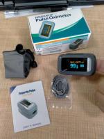 China 0.2ml/Min Alkaline Battery Network Fingertip Pulse Oximeter for sale