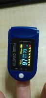 China 3.3*2.5cm LCD 60mA Blood Oxygen Fingertip Oximeter for sale