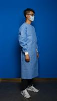 China 190cm 45g Water Resistant Disposable Isolation Gown for sale