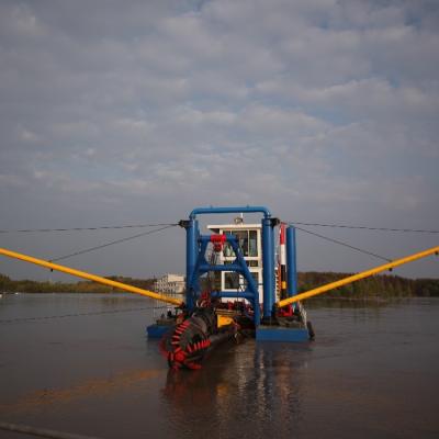 China 14 inch Model River Sand Dredging Machine For Various Dredging And Reclamation Applications for sale