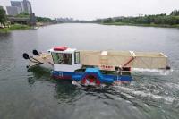 China Multi Function 60kw Aquatic Plant Harvester For River Lake Cleaning for sale