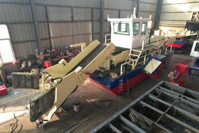 China Paddle Wheel Weed Collecting Boat For River Cleaning for sale